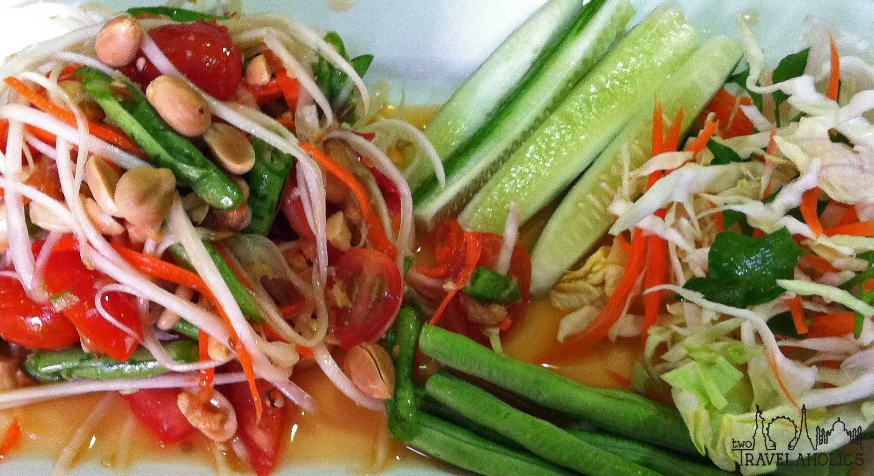 Making Som Tam in a Bangkok Alley